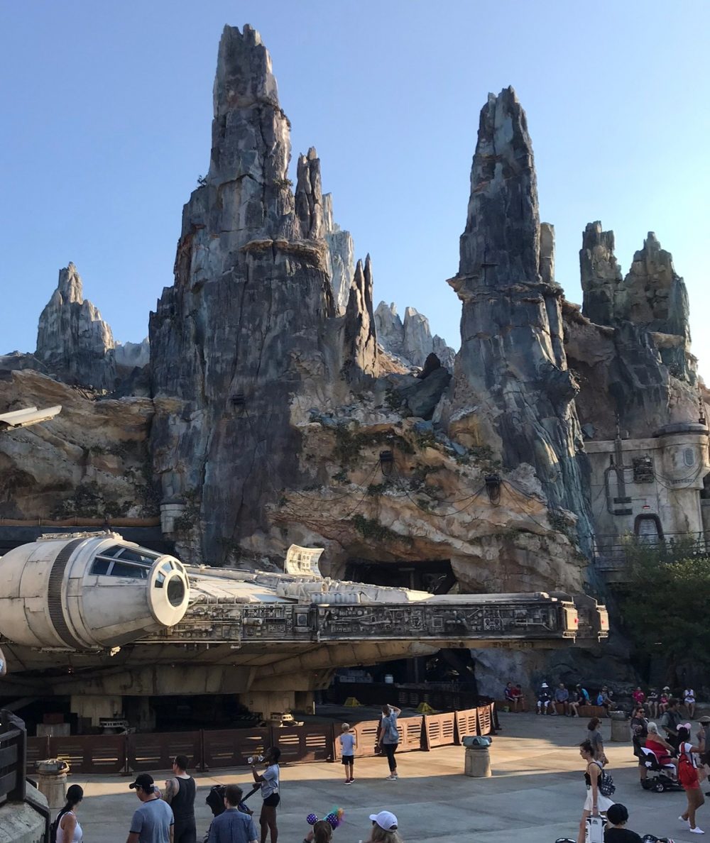 Star Wars Galaxy's Edge: 10 Essential Tips For Your Visit To Batuu ...