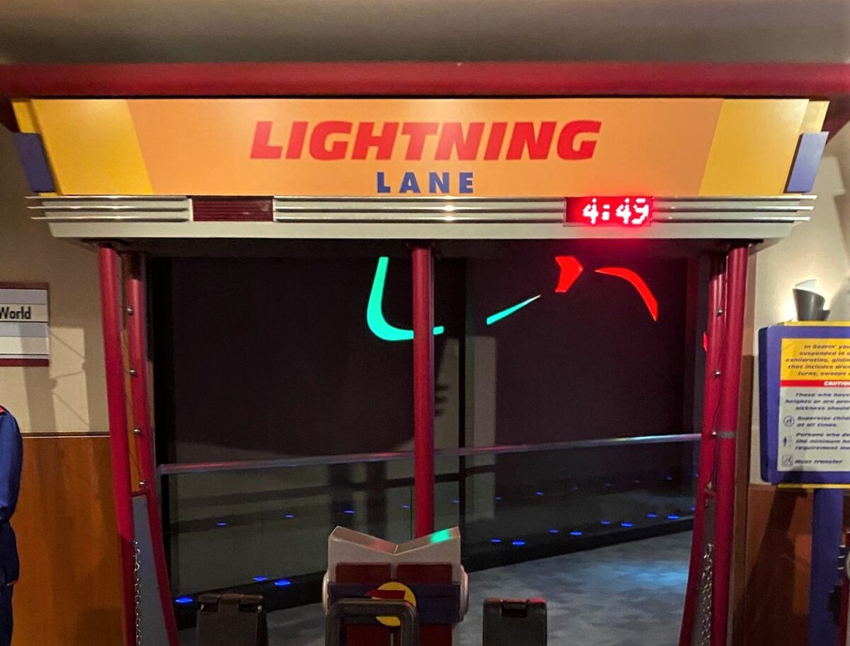 Disney World Lightning Lane Guide + FREE Cheat Sheet - The Budget Mouse