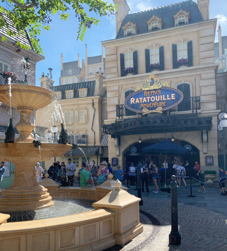 How To Use The Disney Virtual Queue System - The Budget Mouse